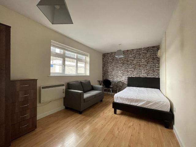 Market Street, Loughborough LE11 1 bed house to rent £1,018 pcm £235 pw