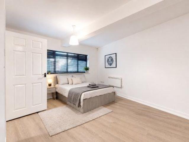 Market Street, Loughborough, Leicestershire LE11, Room to rent, £815 pppm | PrimeLocation