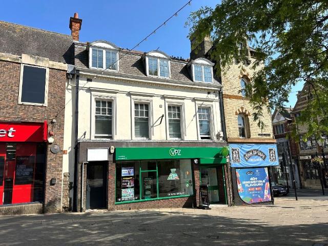 Market Street, Wellingborough NN8, 2 bed flat to rent, £975 pcm | PrimeLocation