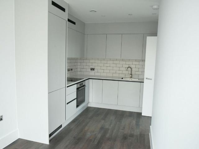 Market Parade, Gloucester GL1, 1 bed flat to rent, £1,075 pcm | PrimeLocation