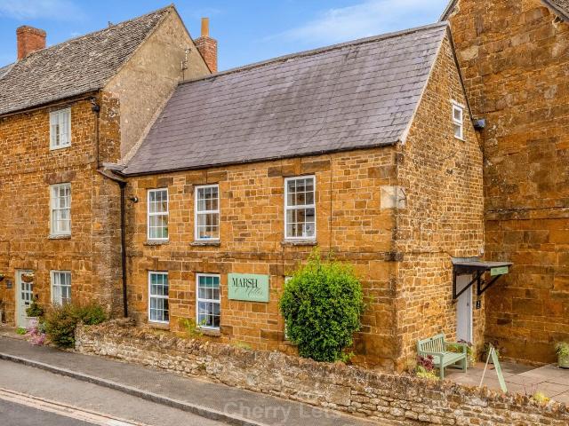 Market Place, Deddington OX15, 1 bed flat to rent, £995 pcm | PrimeLocation