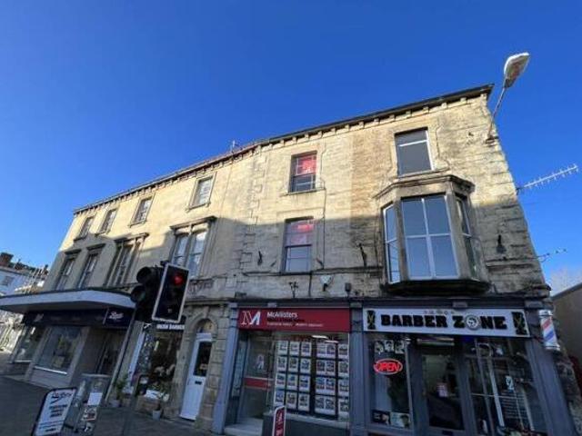 Market Place, Frome, 2 Bedroom Maisonette