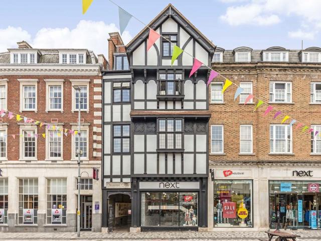 Market Place, Kingston Upon Thames KT1, 2 bed flat to rent, £1,995 pcm | PrimeLocation