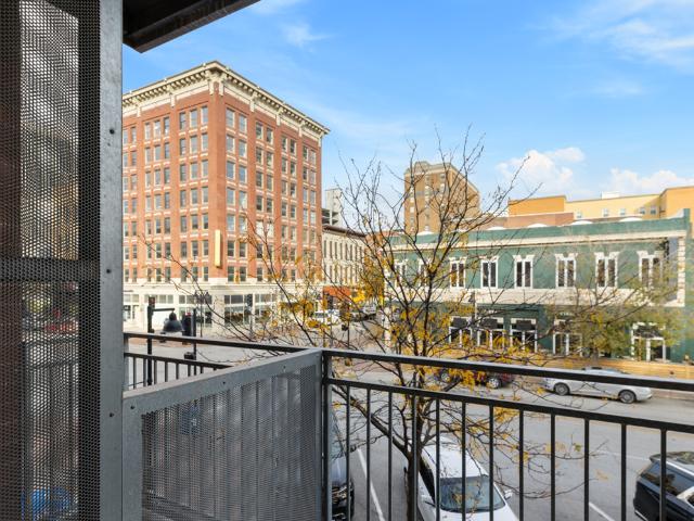 Market Place Lofts 1 Bedroom Apartment for Rent at 312 Court Ave, Des Moines, IA 50309 Downtown Des Moines