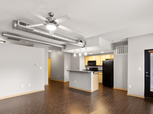 Market Place Lofts 1 Bedroom Apartment for Rent at 312 Court Ave, Des Moines, IA 50309 Downtown Des Moines