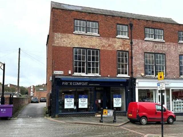 Market Place, Lincolnshire, High Street Retail