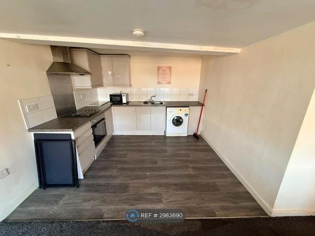 Market Place, Mansfield NG18, 1 bed flat to rent, £595 pcm | PrimeLocation