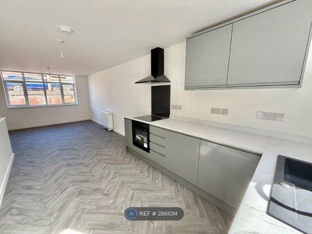 Market Place, Mansfield NG18, 1 bed maisonette to rent, £750 pcm | PrimeLocation