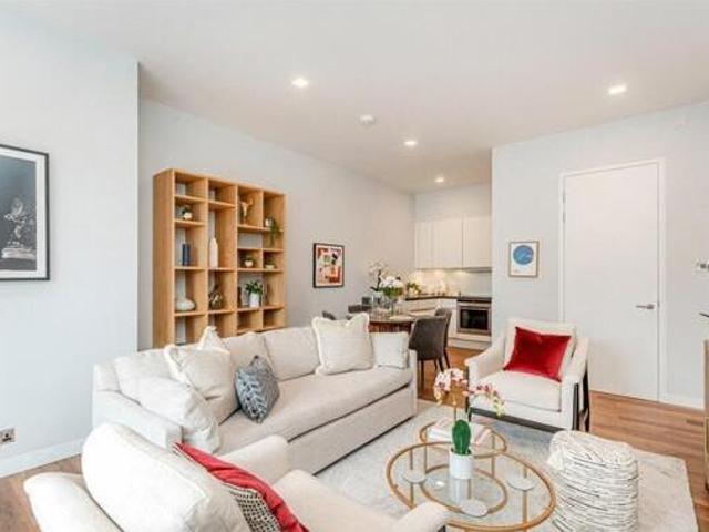 Market Place, Soho, 2 Bedroom Penthouse