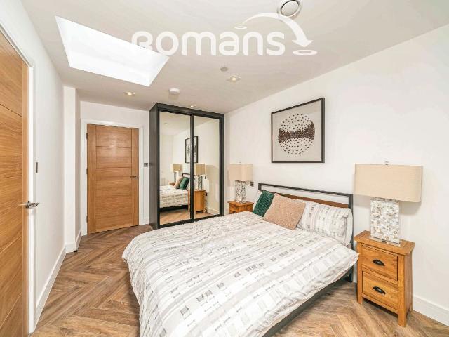 Market Place, Reading, Berkshire RG1, 2 bed flat to rent, £1,600 pcm | PrimeLocation