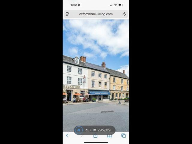 Market Place, Woodstock OX20, 2 bed flat to rent, £2,650 pcm | PrimeLocation