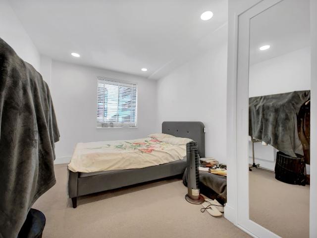 Market Road, London N7, 2 bed flat to rent, £2,600 pcm | PrimeLocation