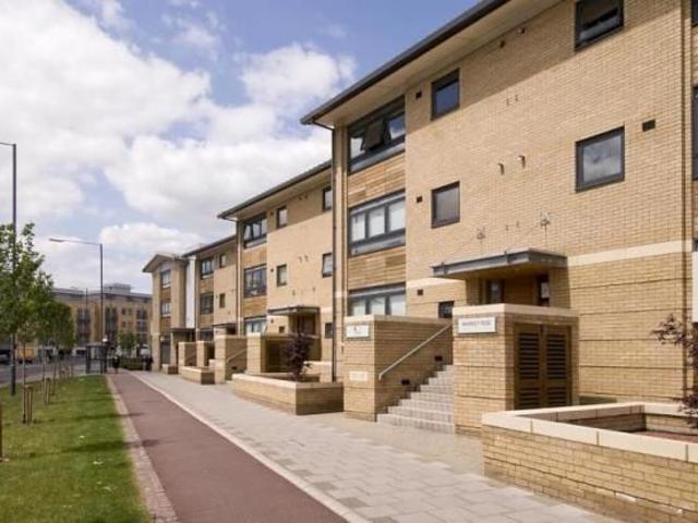 Market Rise, Cherry Hinton Road, Cambridge CB1, 2 bed flat to rent, £1,895 pcm | PrimeLocation