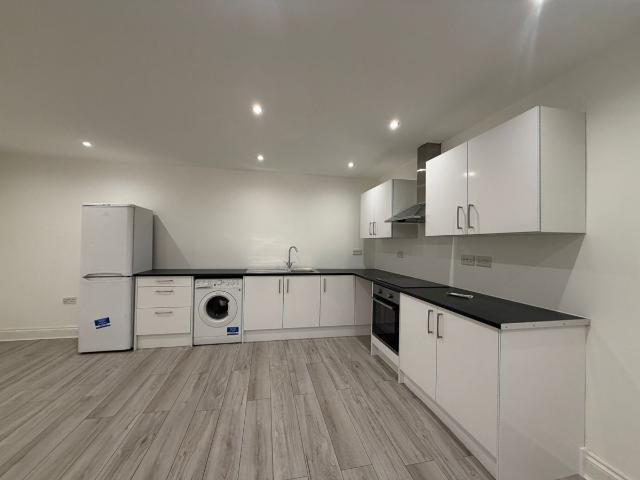 Market Way, Wembley HA0, 1 bed flat to rent, £1,350 pcm | PrimeLocation