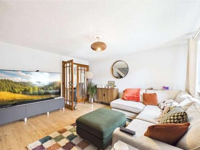 Marketing Card, Ellington Drive, Basingstoke, Hampshire, RG22