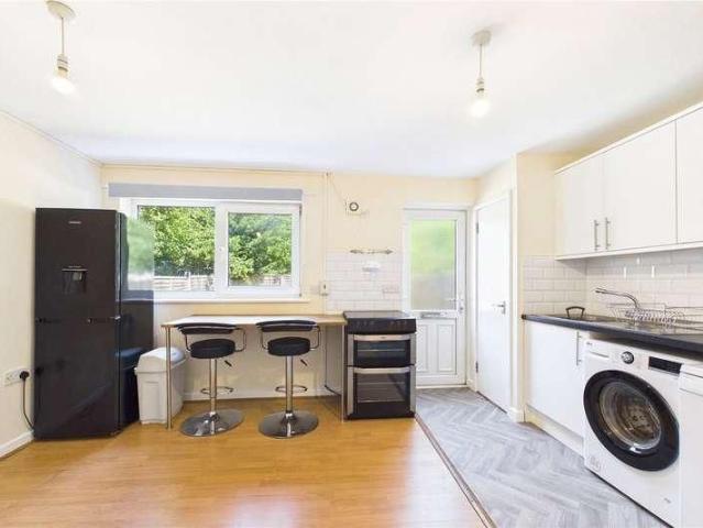 Marketing Card, Elvaston Way, Tilehurst, Reading, RG30