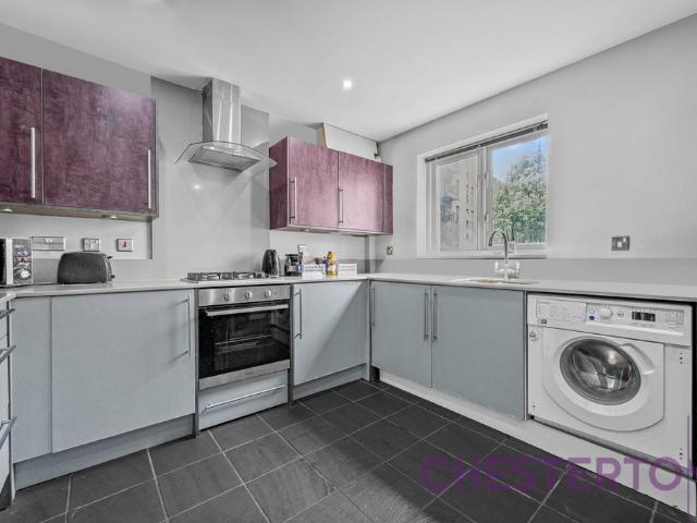 MARKETING St. Davids Square, London, E14 4 bed end of terrace house to rent £4,182 pcm £965 pw