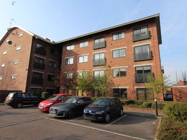 Markham Quay, Camlough Walk, Chesterfield S41, 2 bed flat to rent, £750 pcm | PrimeLocation