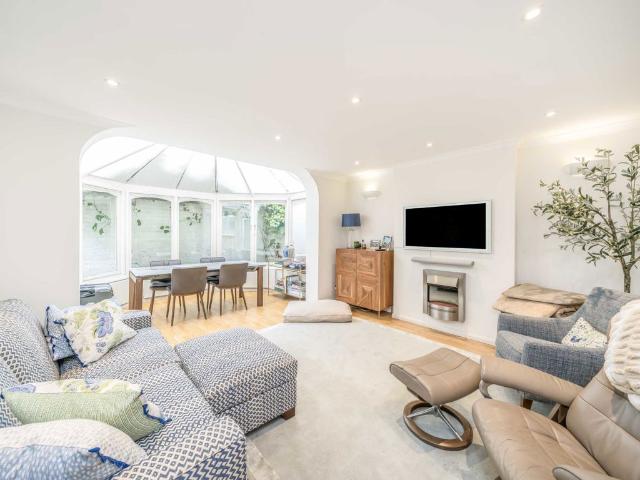 Markham Street, Chelsea SW3, 4 bed terraced house to rent, £8,000 pcm | PrimeLocation