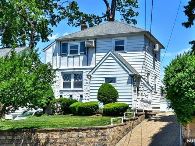 Marlboro Rd, Wood Ridge, Home For Sale