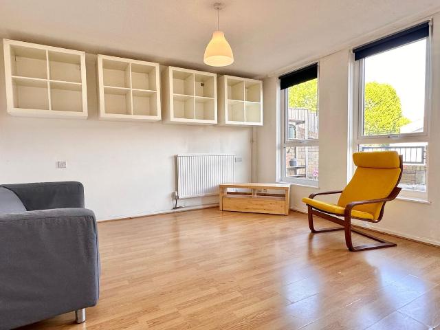 Marlborough Avenue, London E8, 1 bed maisonette to rent, £2,000 pcm | PrimeLocation