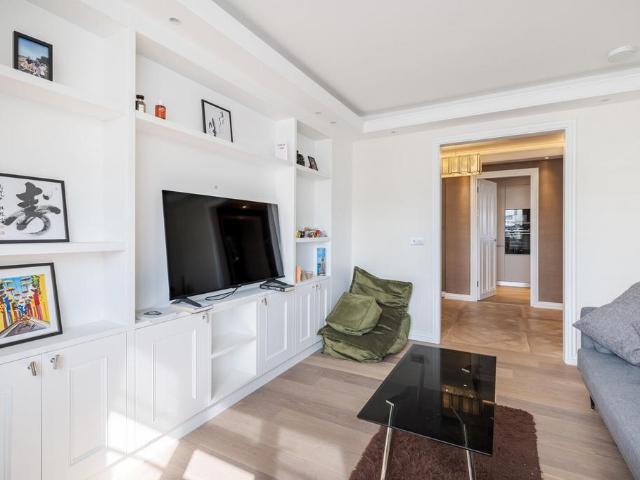 Marlborough Court, Pembroke Road London 2 bed apartment to rent £3,753 pcm £866 pw