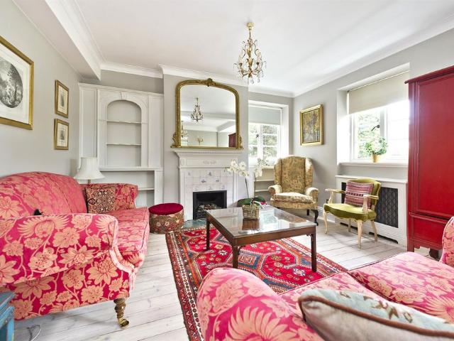 Marlborough Court, Pembroke Road, W8