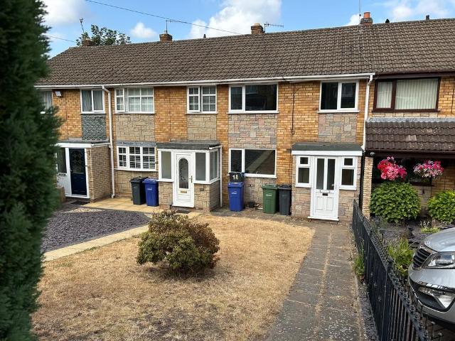 Marlborough Gardens, Stourbridge, DY8 3 bed house to rent £1,125 pcm £260 pw