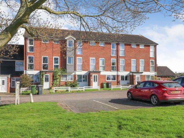 Marlborough Green Crescent, Great Yarmouth NR29, 2 bed flat to rent, £795 pcm | PrimeLocation