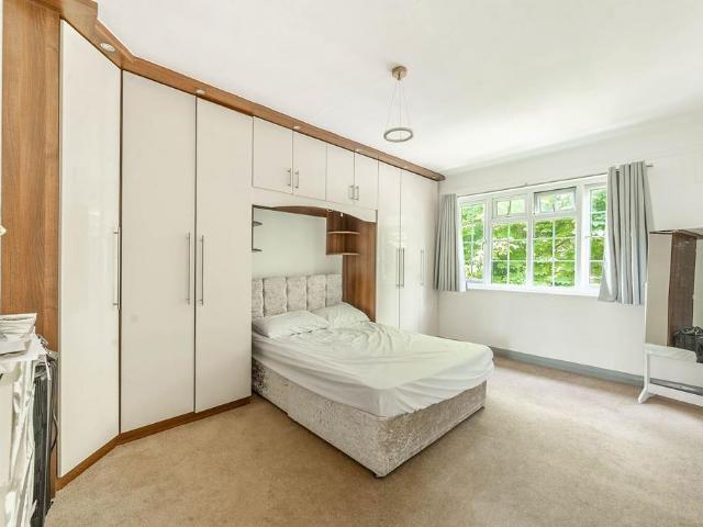Marlborough Hill, Harrow, HA1 2 bed flat to rent £1,850 pcm £427 pw