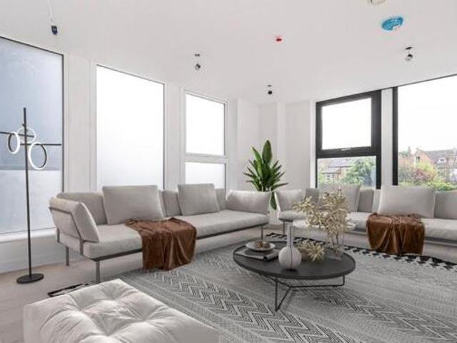 Marlborough House, Chiswick High Road, 1 Bedroom Flat