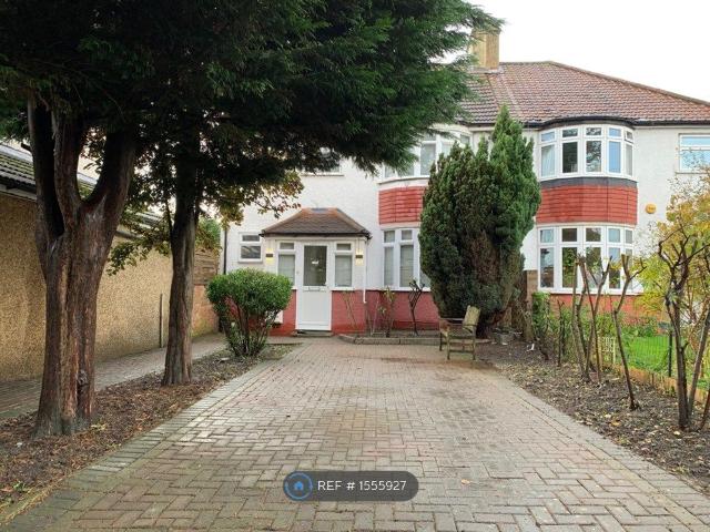 Marlborough Lane, London SE7, 3 bed semi detached house to rent, £2,750 pcm | PrimeLocation