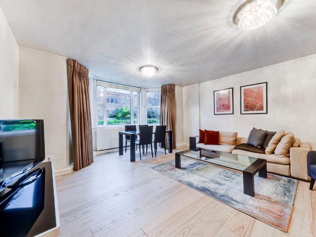 Marlborough Place, St John's Wood NW8, 2 bed flat to rent, £3,250 pcm | PrimeLocation