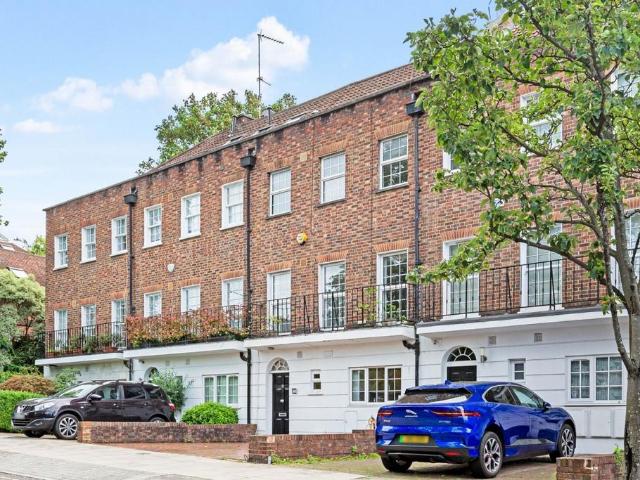 Marlborough Place, St Johns Wood. 4 bed terraced house to rent £8,667 pcm £2,000 pw