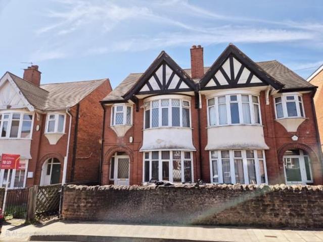 Marlborough Road, Beeston, Nottingham NG9, 5 bed shared accommodation to rent, £1,995 pcm | PrimeLocation