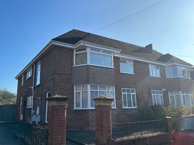 Marlborough Road, Exeter EX2, 3 bed flat to rent, £1,500 pcm | PrimeLocation