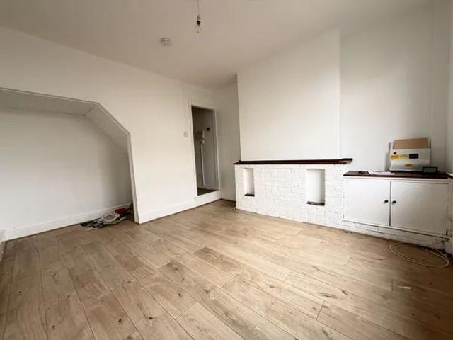 Marlborough Road, Kirkby In Ashfield, NG17, Property for rent