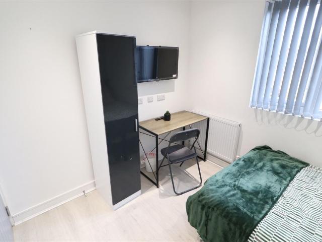 Marlborough Road, Stoke, Coventry CV2, Room to rent, £525 pcm | PrimeLocation