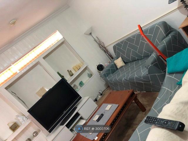 Marlborough Road, Slough SL3, Studio to rent, £950 pcm | PrimeLocation