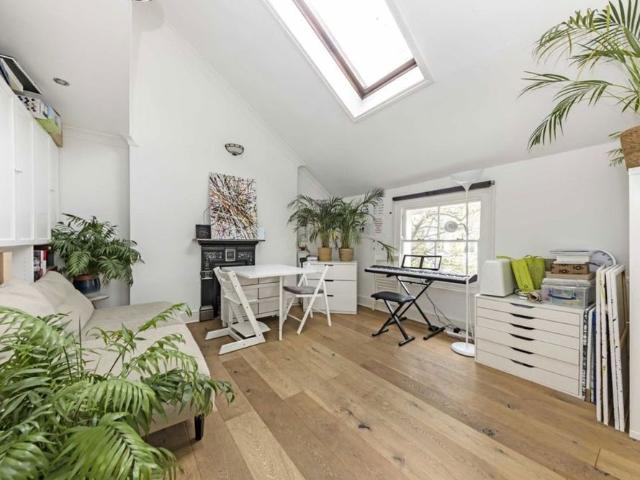Marlborough Road, TW10, London
