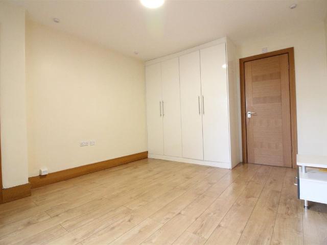 Marlborough Road, Uxbridge UB10, Room to rent, £825 pcm | PrimeLocation