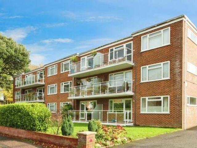 Marlborough Road, Westbourne, 2 Bedroom Apartment