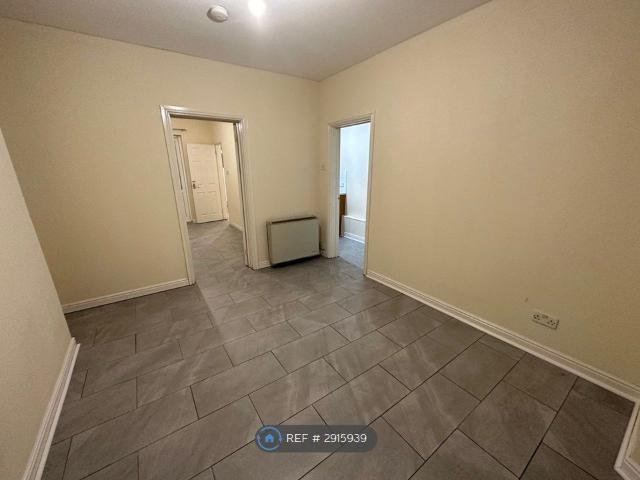 Marle Hill Parade, Cheltenham GL50, 1 bed flat to rent, £800 pcm | PrimeLocation