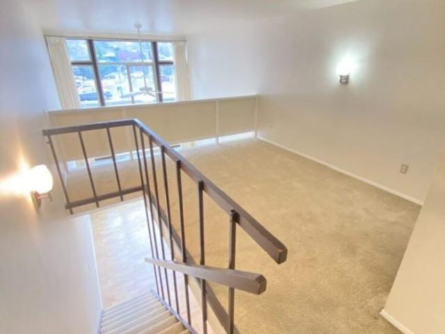 Marlene Renee 1 Bedroom Apartment for Rent at 312 Harvard Ave E, Seattle, WA 98102 Broadway