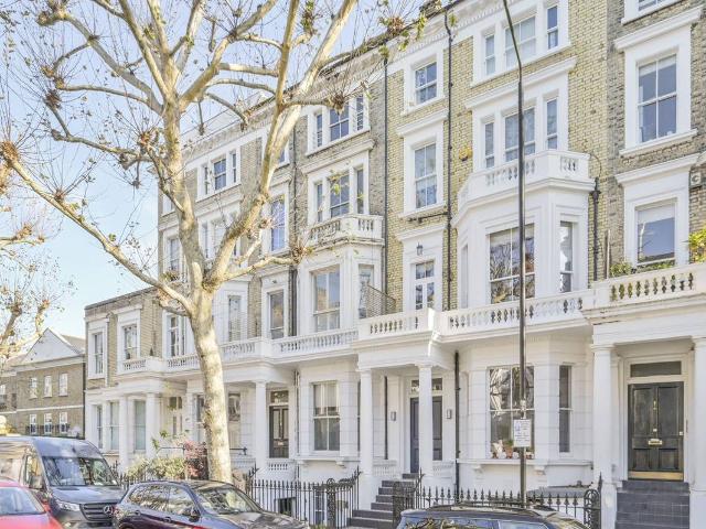 Marloes Road, Kensington, London W8, Studio to rent, £3,900 pcm | PrimeLocation