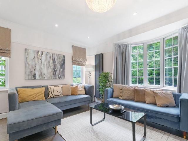 Marlow Hill, High Wycombe HP11, 5 bed detached house to rent, £6,000 pcm | PrimeLocation