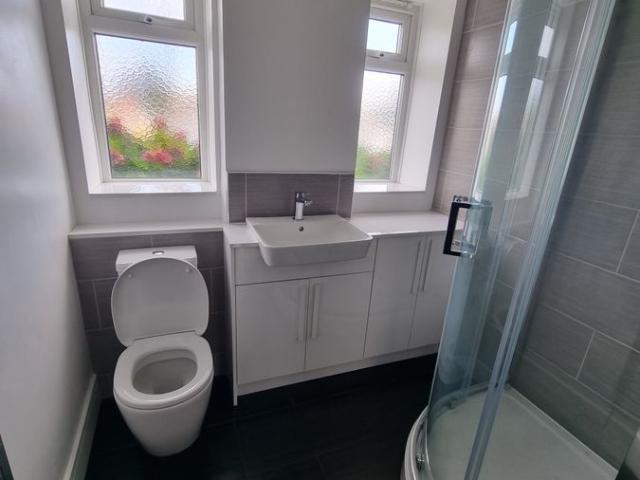 Marlow Road, High Wycombe HP11, 2 bed maisonette to rent, £1,450 pcm | PrimeLocation