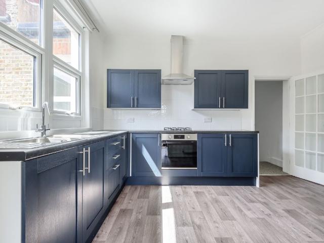 Marlow Road, London SE20, 2 bed maisonette to rent, £1,900 pcm | PrimeLocation