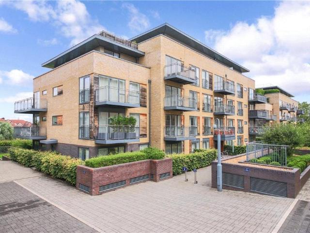 Marlowe House, Kingsley Walk. 1 bed apartment to rent £1,700 pcm £392 pw