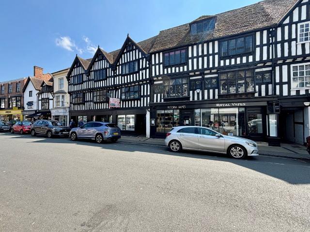 Marlowes Court, Stratford Upon Avon CV37, 1 bed flat to rent, £1,175 pcm | PrimeLocation